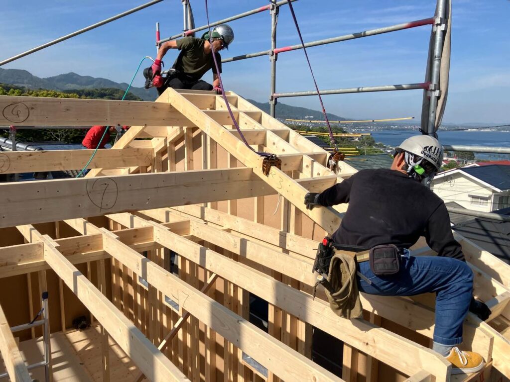 別府市 H様邸 上棟 | 大分で新築を建てるならSOKENで｜地震に強い2×4工法で安心の家づくり